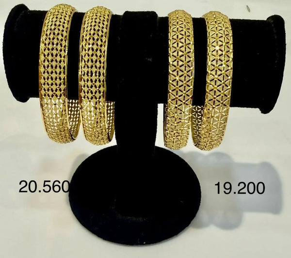 Gold Half Round Plaster Bangles – HM Sarafa Bazar India Pvt Ltd