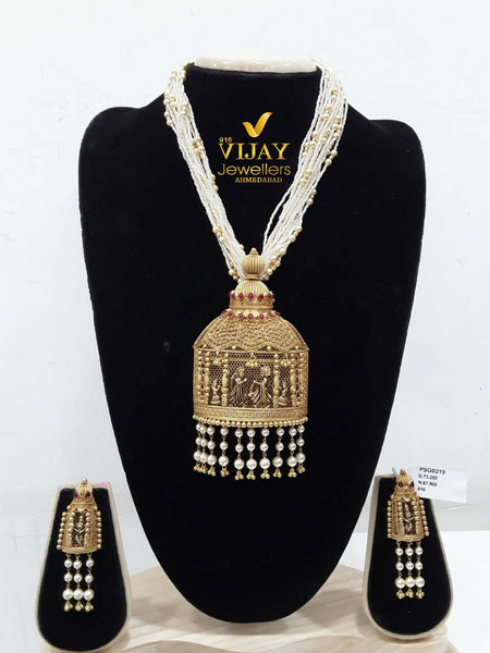 Antique temple pendal set – HM Sarafa Bazar India Pvt Ltd